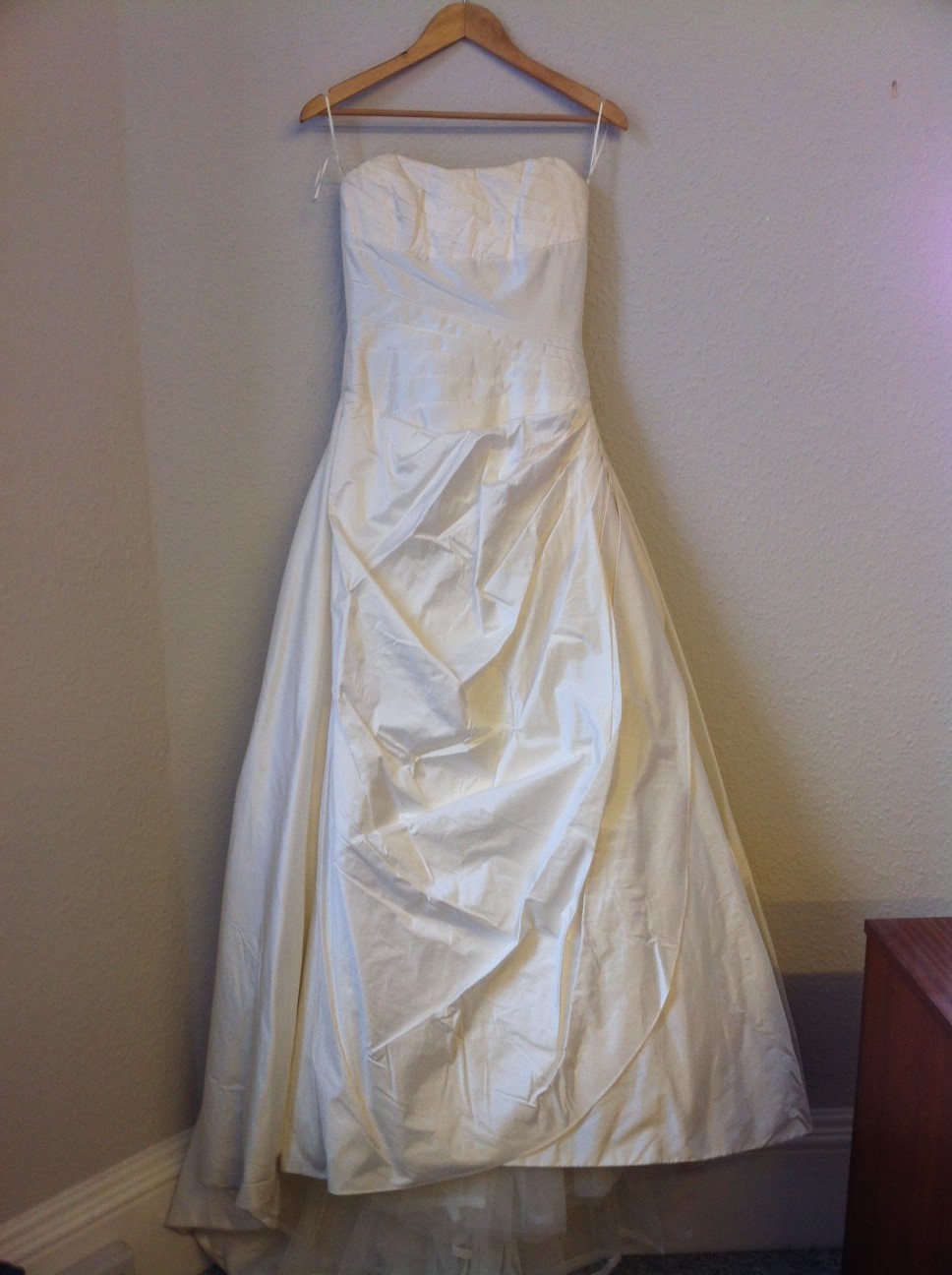 Chandrika Thomas Jessica Used Wedding Dress Save 82% - Stillwhite