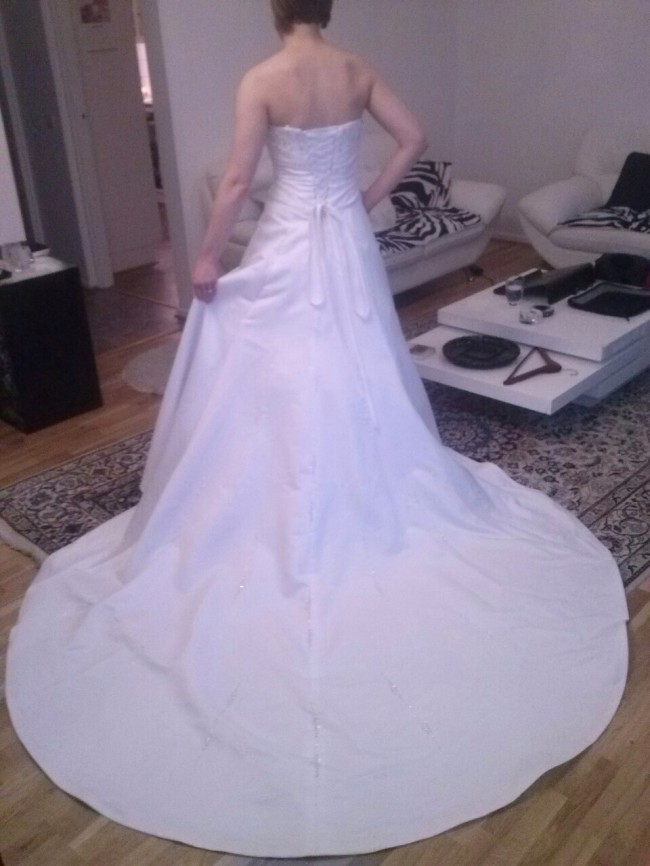 Jessica Designs International 85018 Used Wedding Dress Save 62% ...