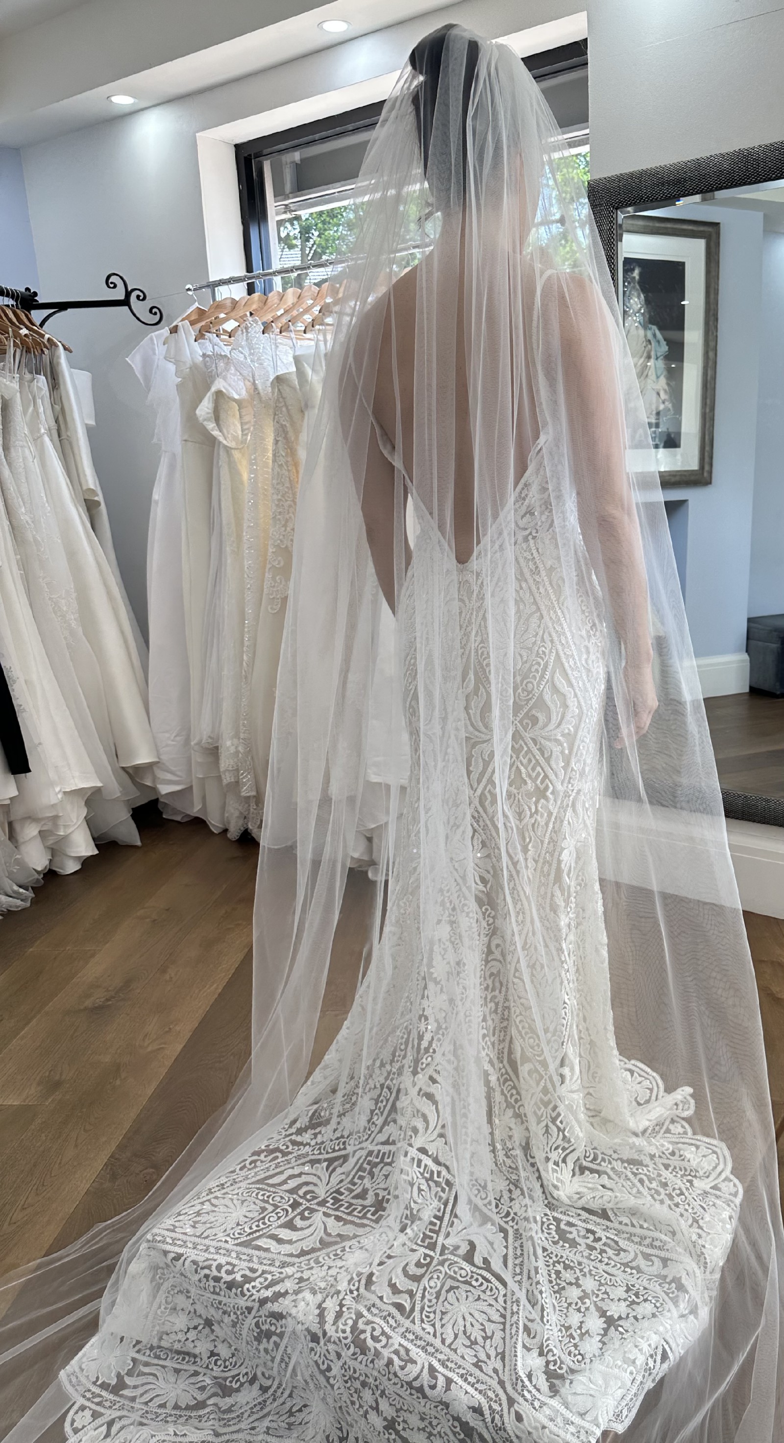 Kelly Lin Wedding Dress Save 19% - Stillwhite
