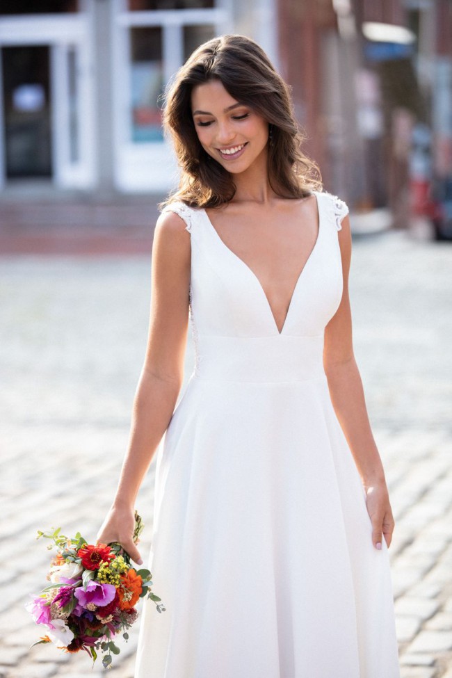 Allure Bridals 9610 Sample Wedding Dress Save 79% - Stillwhite