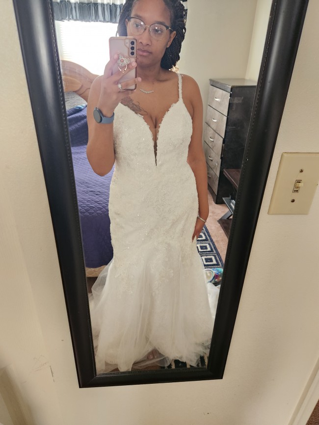 Stella York New Wedding Dress Save 33% - Stillwhite