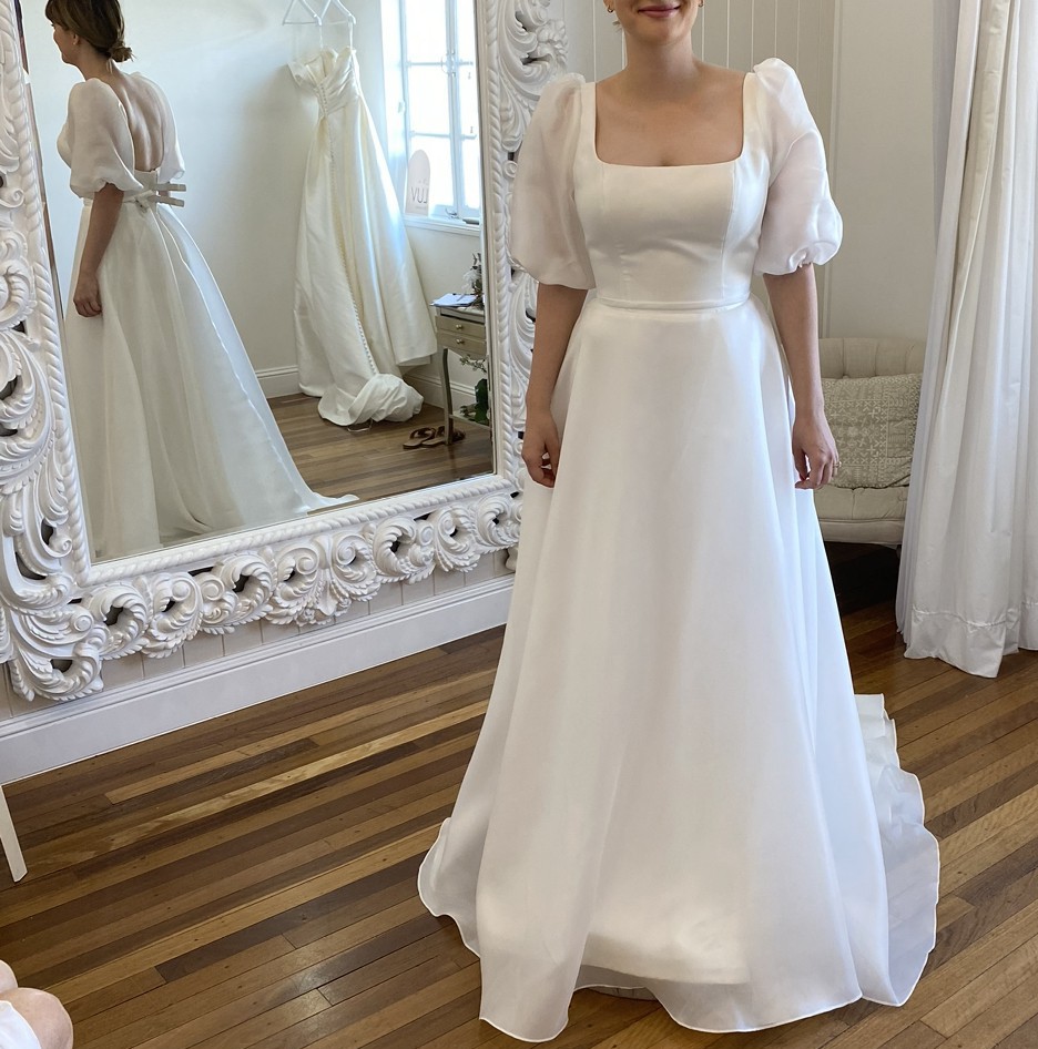 Evie Young Bridal New Wedding Dress Save 10% - Stillwhite