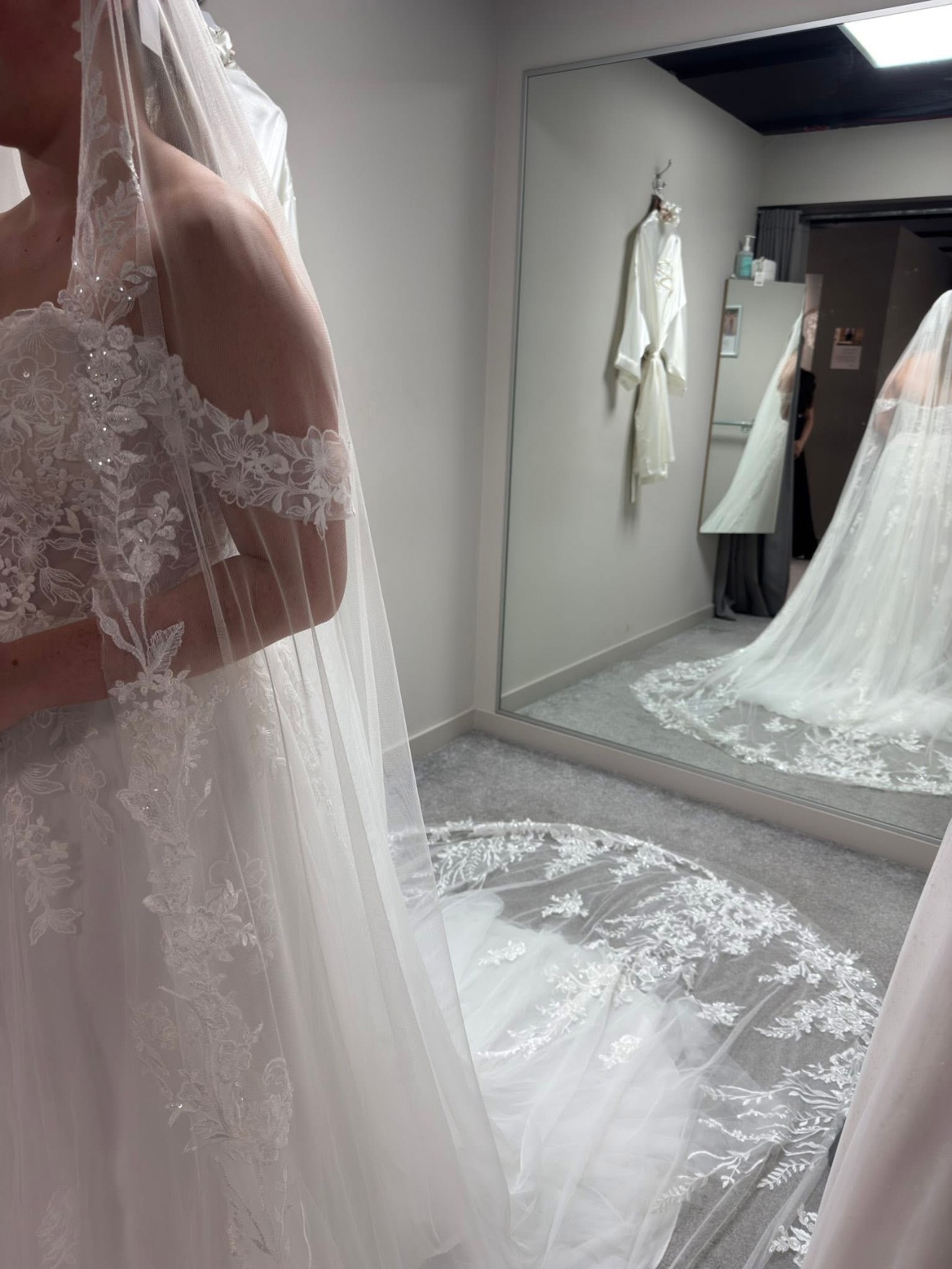 Aaliyah Quinn, Aimee New Wedding Dress Save 38% - Stillwhite