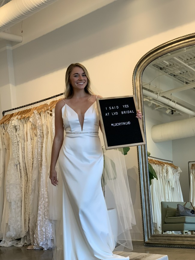Sarah Seven Sample Wedding Dress Save 39% - Stillwhite