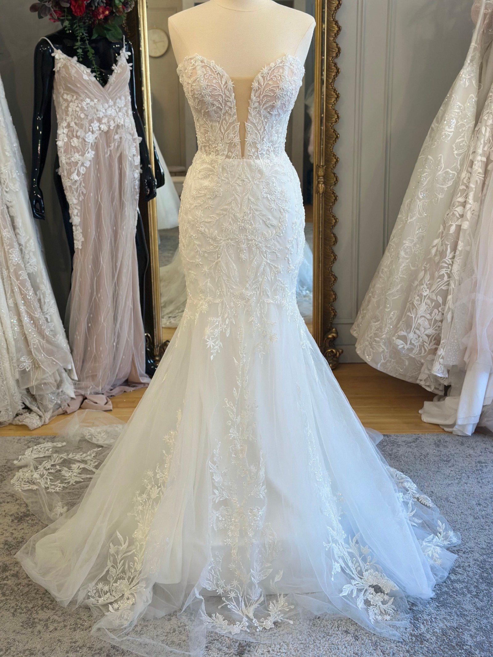New York City Bride Sample Wedding Dress - Stillwhite