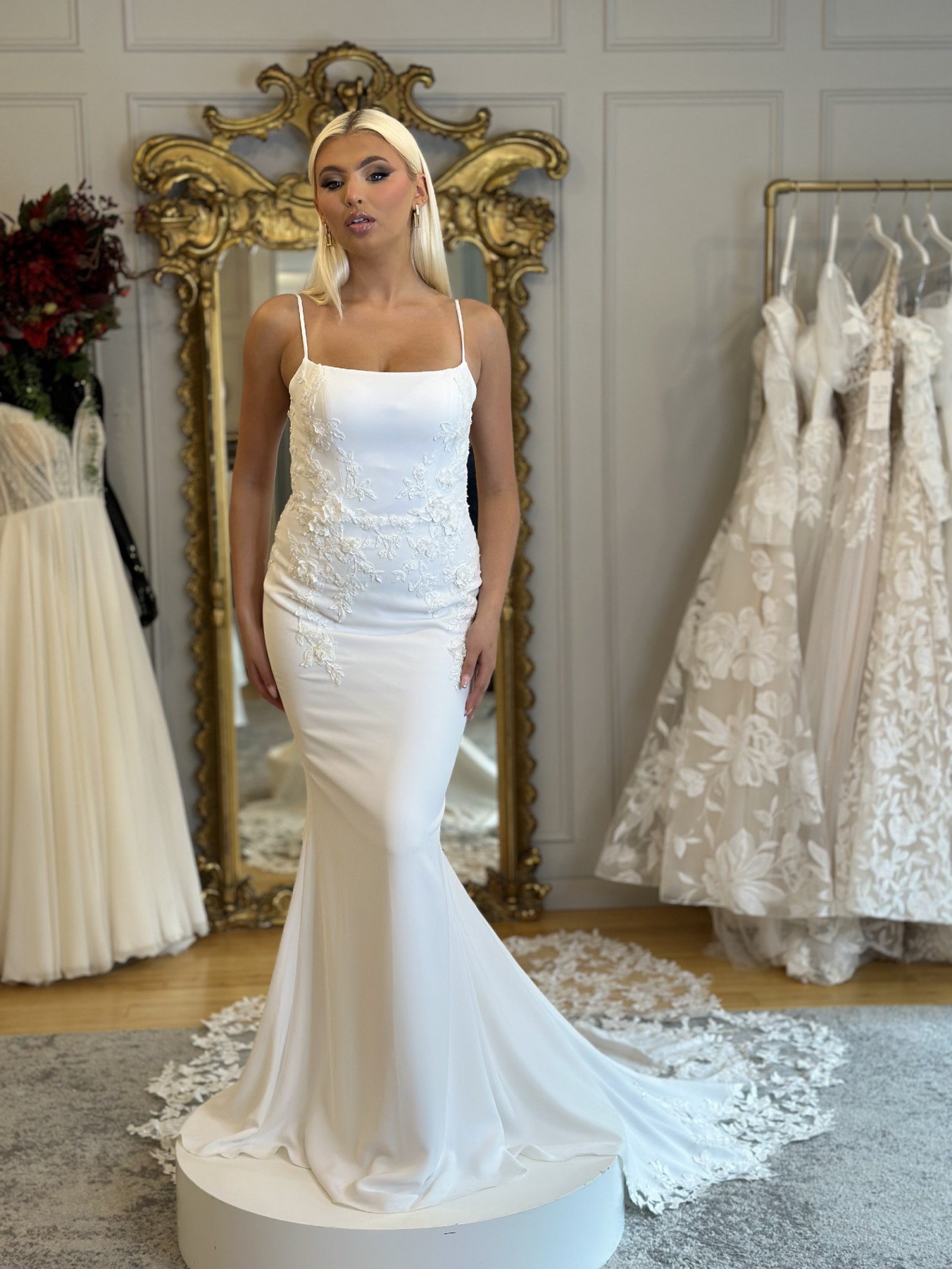 Enzoani Sample Wedding Dress Save 43% - Stillwhite