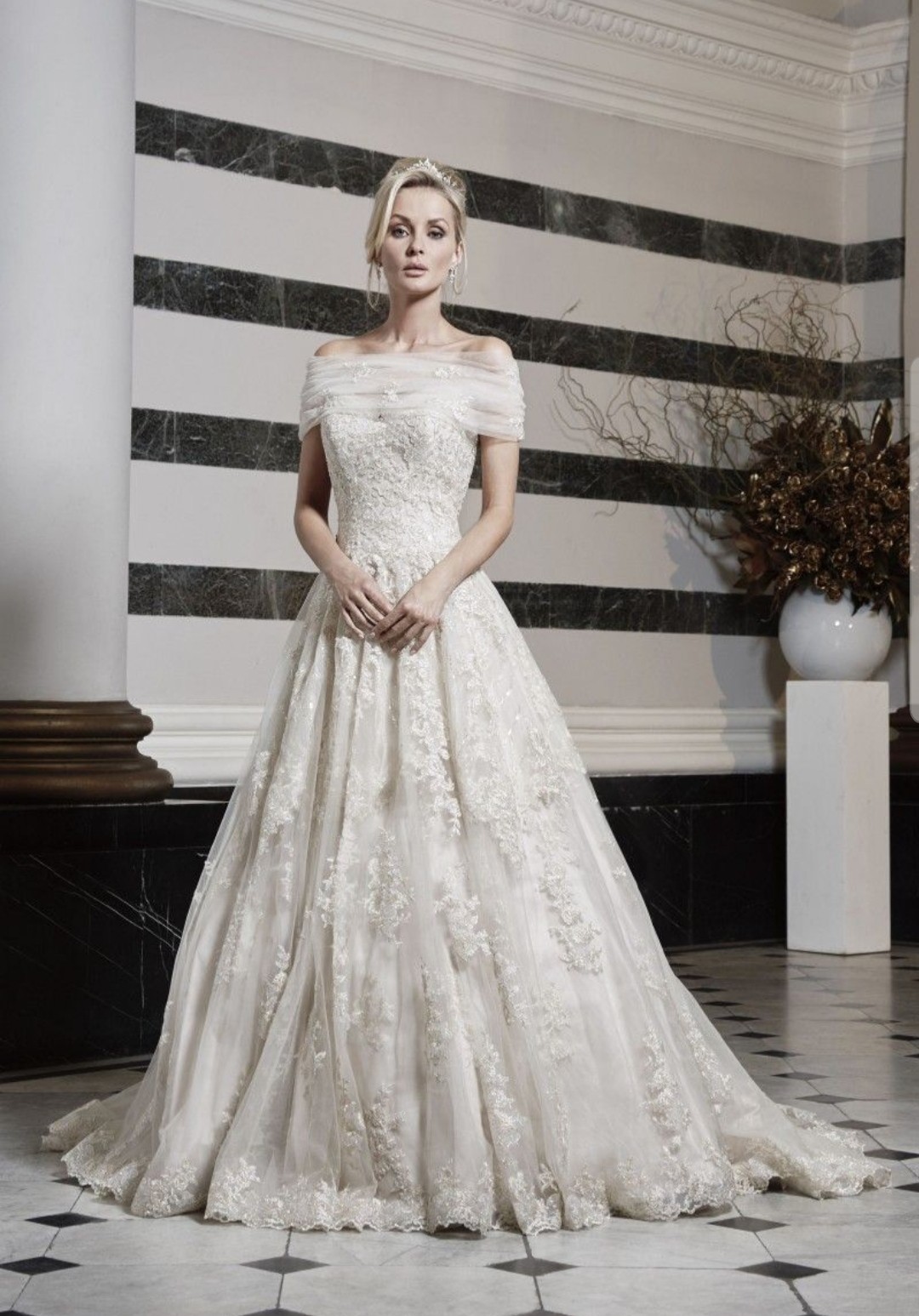 Ian Stuart Used Wedding Dress Save 42% - Stillwhite