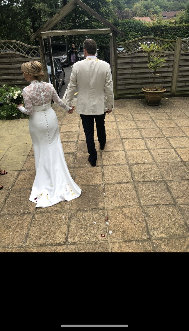 Sassi Holford, Jessica Wedding Dress Save 71% - Stillwhite