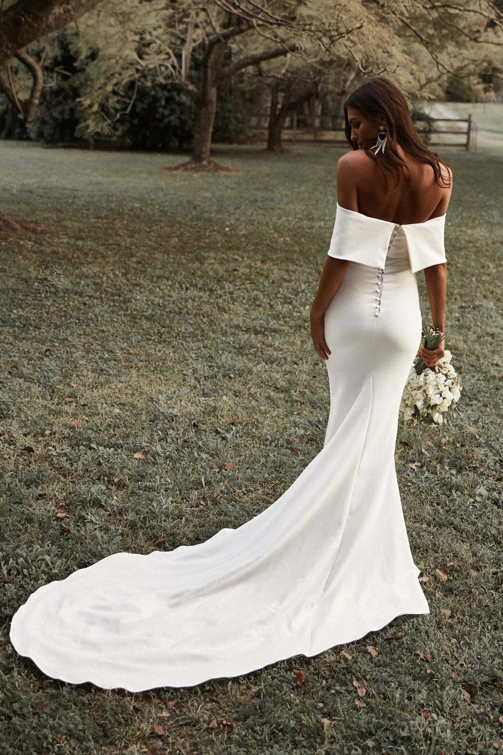 Grace Loves Lace, Mila Sample Wedding Dress Save 51% - Stillwhite