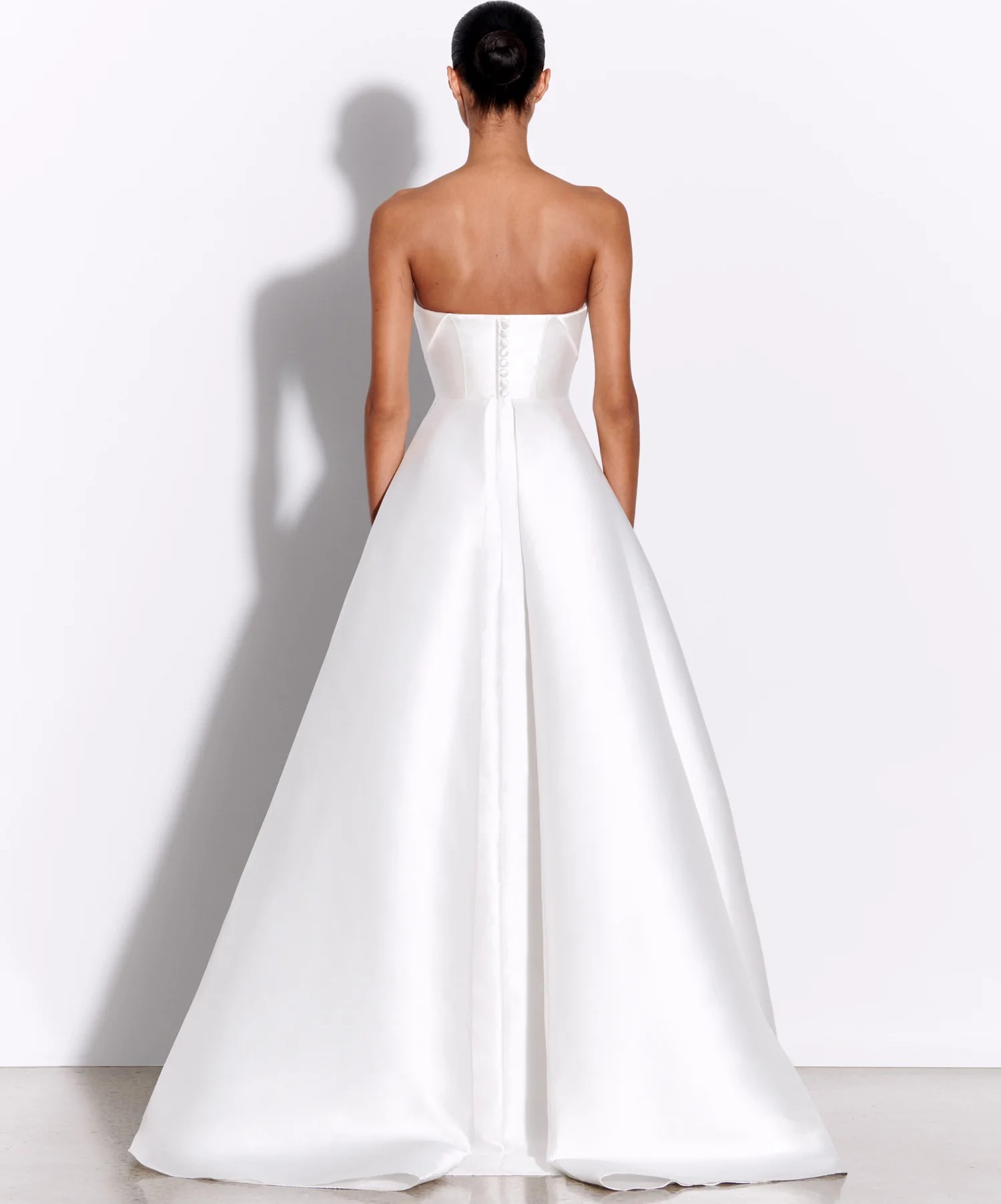 Alex Perry New Wedding Dress Save 25% - Stillwhite