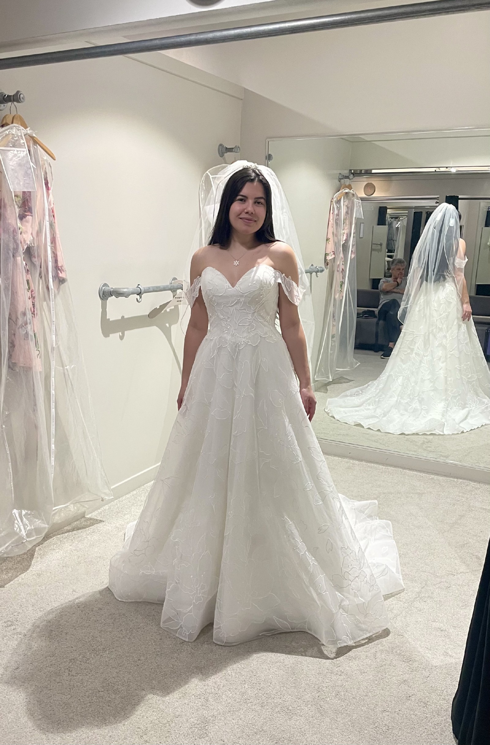 Aaliyah Quinn New Wedding Dress Save 20% - Stillwhite