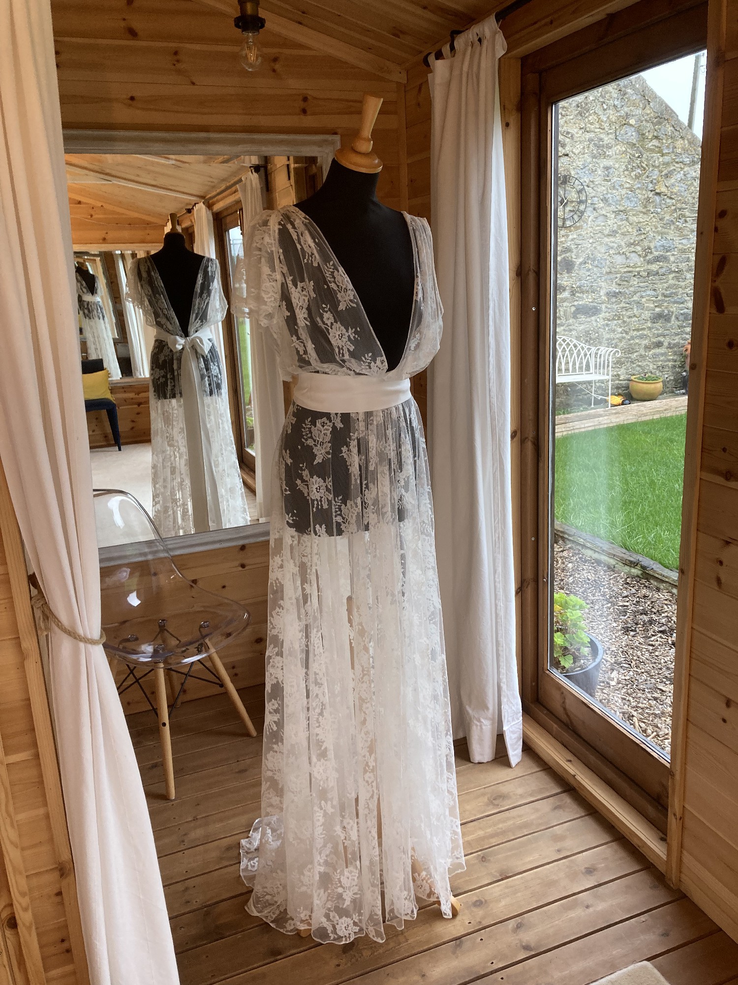 Charlie Brear Sample Wedding Dress Save 48% - Stillwhite