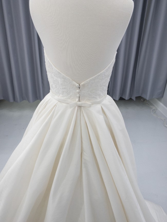 Blue Willow Bennett Sample Wedding Dress Save 87% - Stillwhite