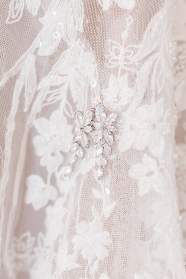 Allure Bridals 3400 Preowned Wedding Dress Save 46% - Stillwhite