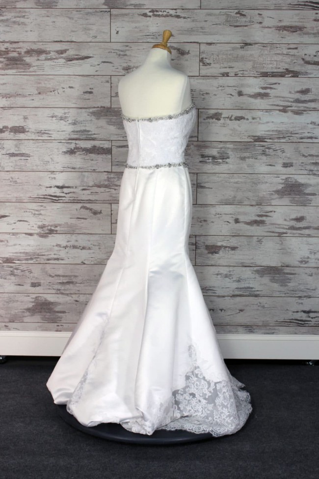 Peter Langner, Kimberly Sample Wedding Dress Save 80% - Stillwhite