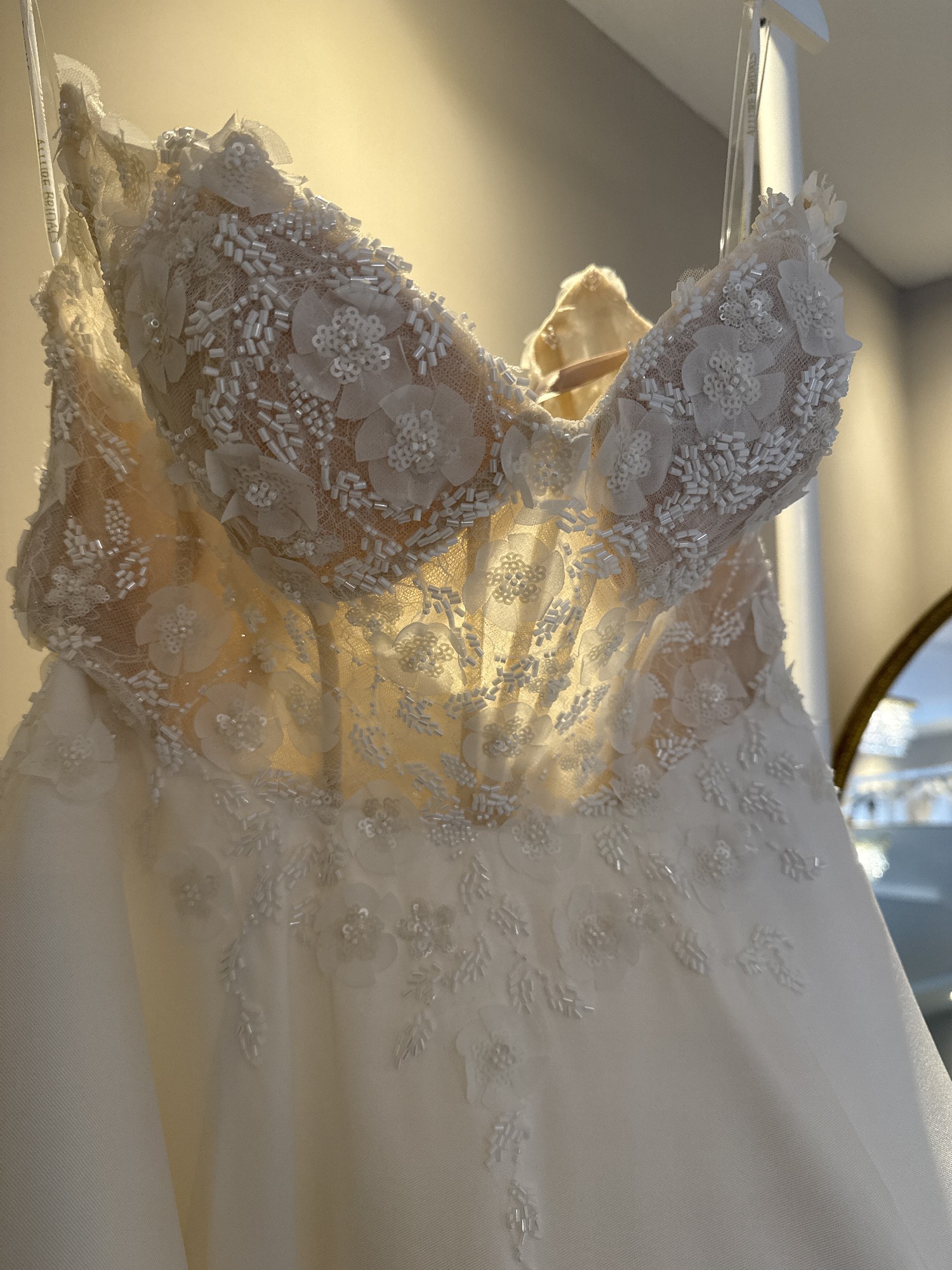Allure Bridals, Ruby - A1250 Sample Wedding Dress Save 60% - Stillwhite