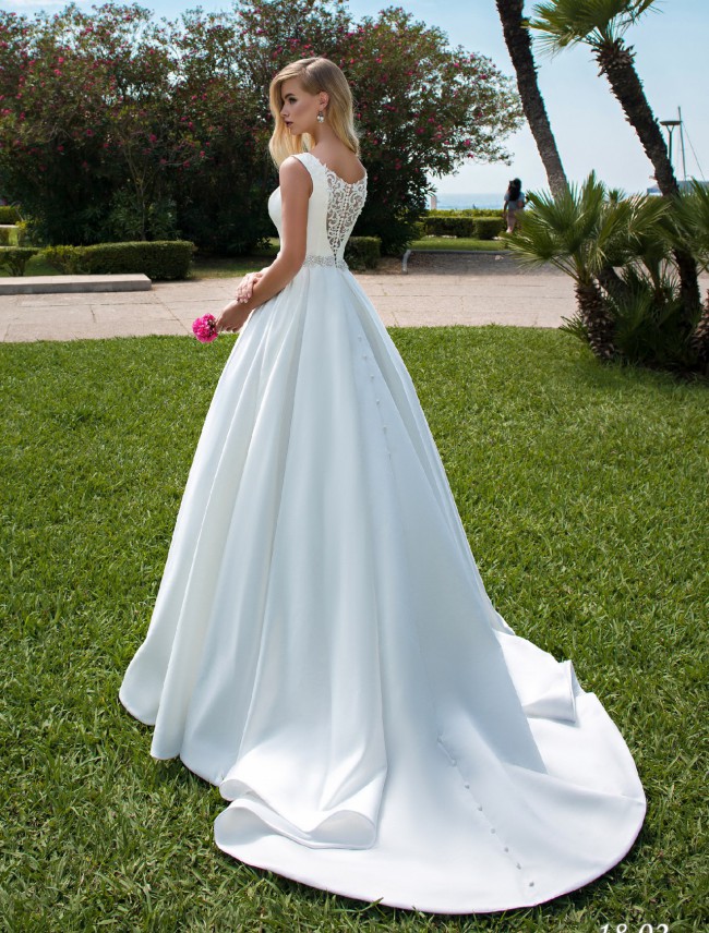 New York City Bride Bara New Wedding Dress - Stillwhite