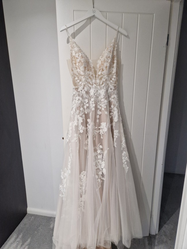 Allure Romance, 3400 Wedding Dress Save 58% - Stillwhite