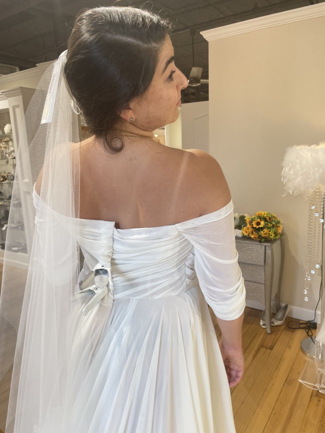 Wtoo By Watters (Miles) New Wedding Dress Save 31% - Stillwhite