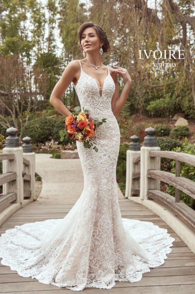 Kitty Chen, Ivoire Collection; Daniela model New Wedding Dress - Stillwhite