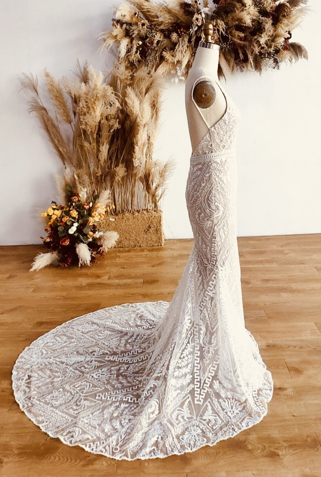 The Laid-Back Bride New Wedding Dress Save 15% - Stillwhite