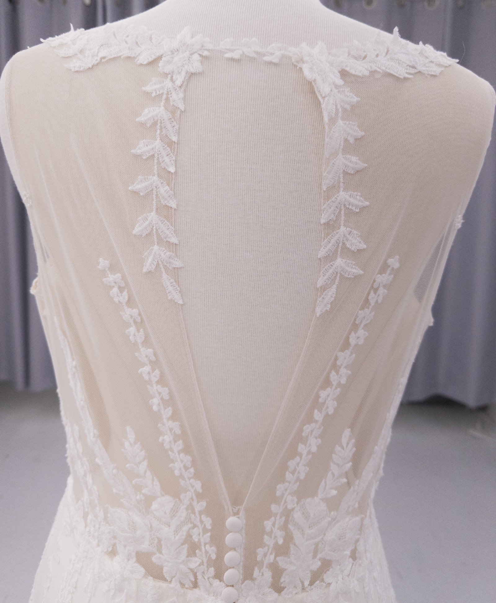 Evie Young Bridal Ryder Sample Wedding Dress Save 72% - Stillwhite