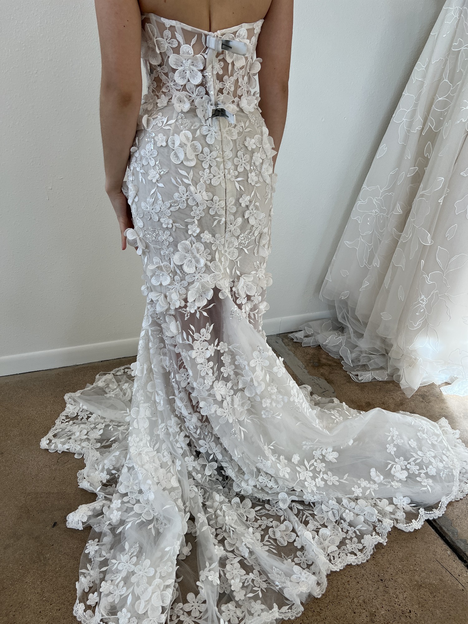 Gala, Carrie Sample Wedding Dress Save 30% - Stillwhite