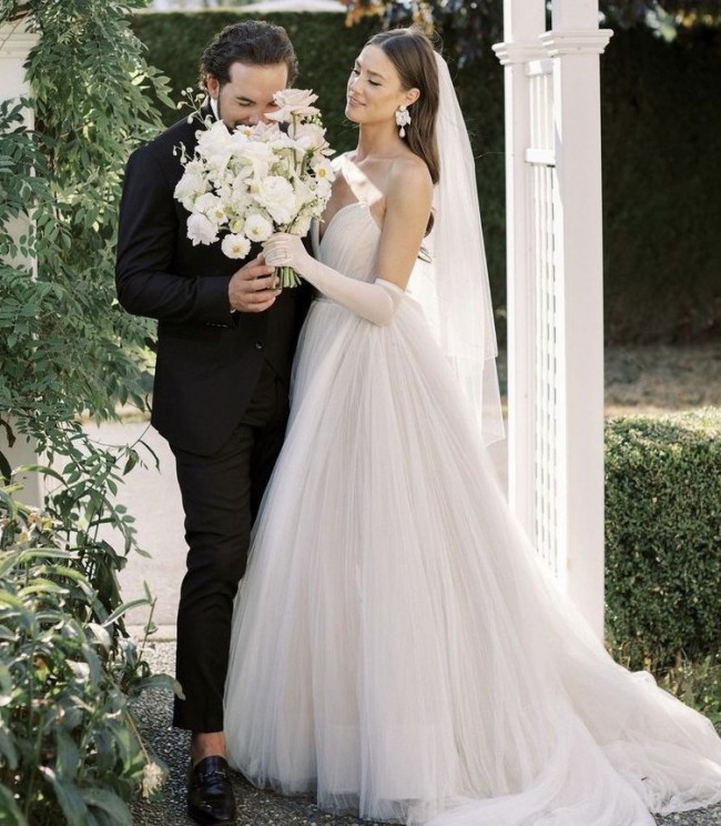 Watters New Wedding Dress Save 23% - Stillwhite