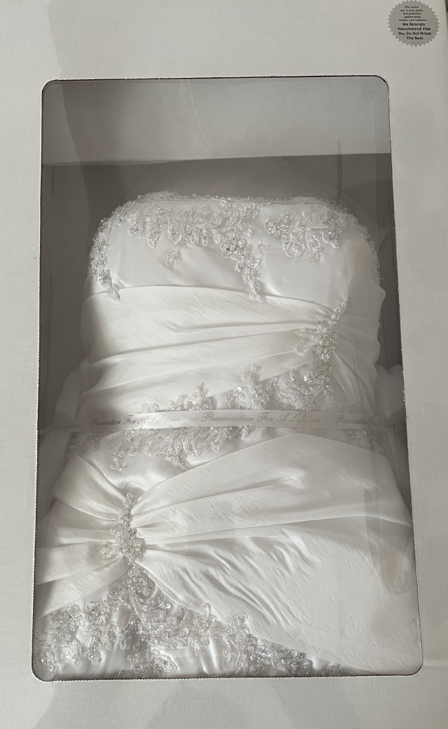 Alfred Angelo Disney Collection: Ariel Wedding Dress Save 62% - Stillwhite