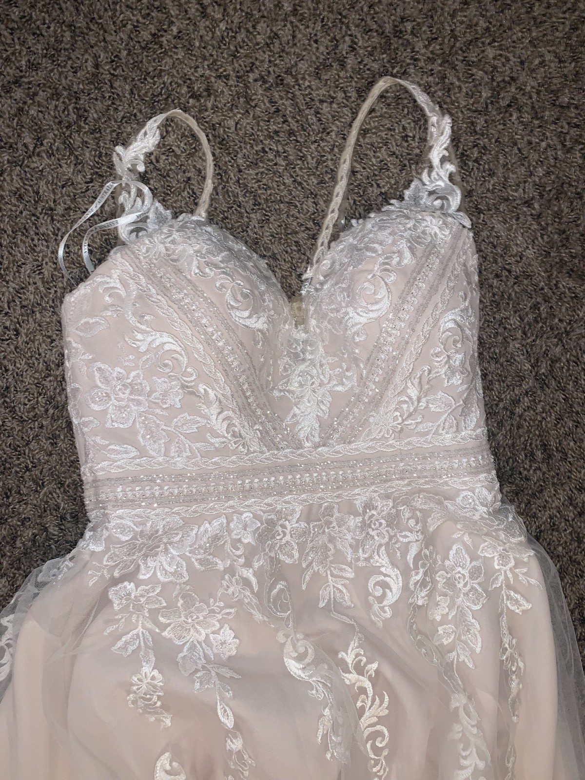 Essense of Australia D2782 Wedding Dress Save 57% - Stillwhite