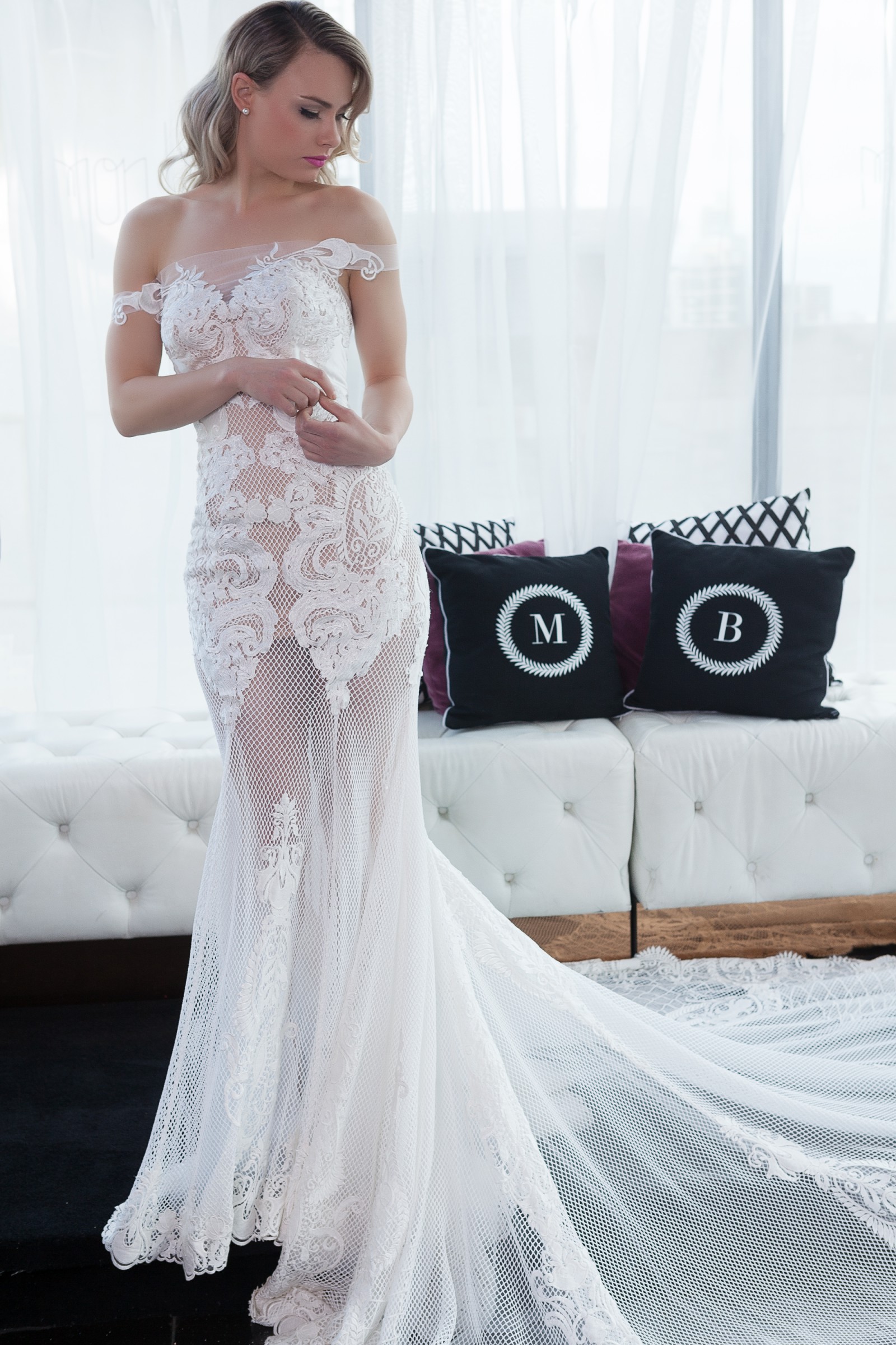 Lookbook Bride Sample Wedding Dress Save 45% - Stillwhite