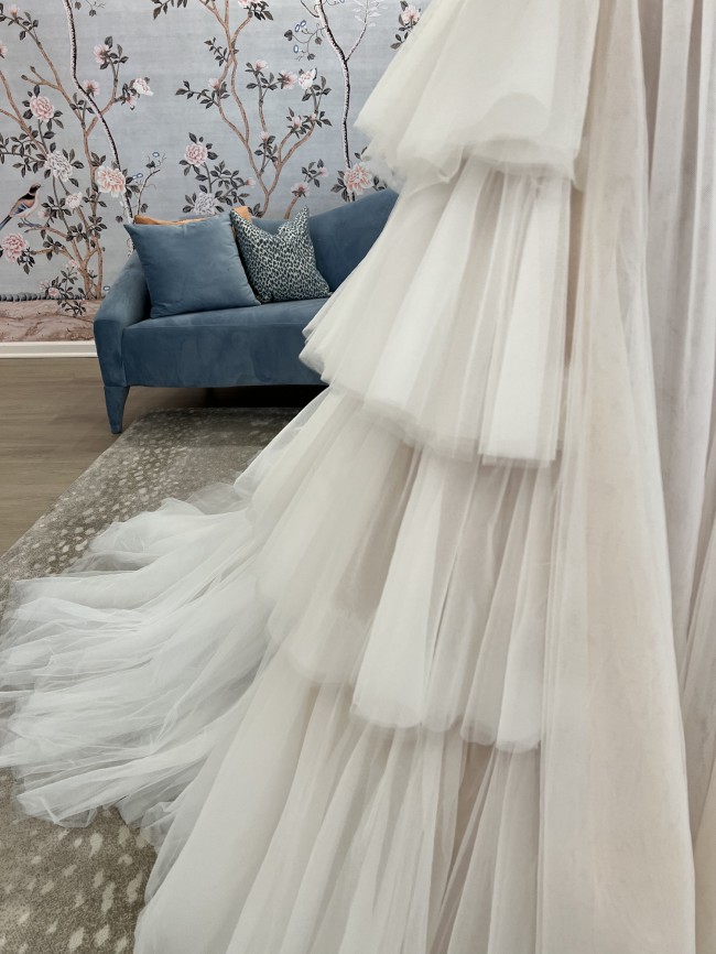 Anne Barge, Inman Wedding Dress Save 30% - Stillwhite