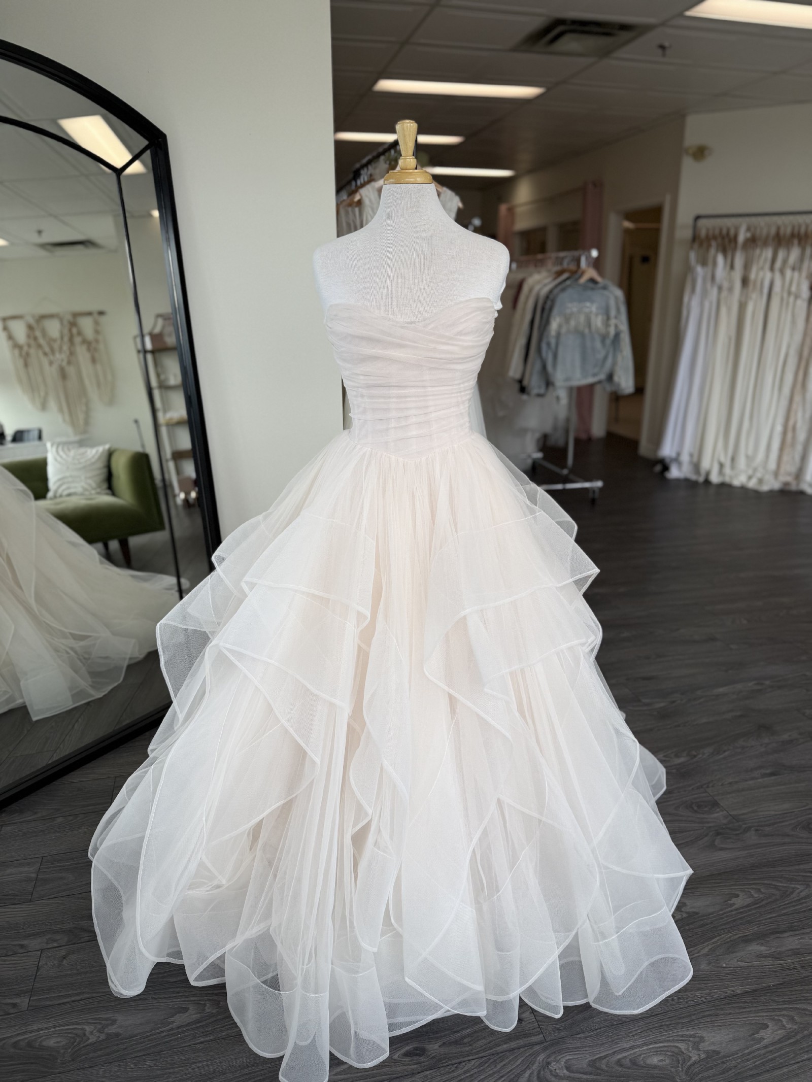 Wtoo Sample Wedding Dress Save 30% - Stillwhite