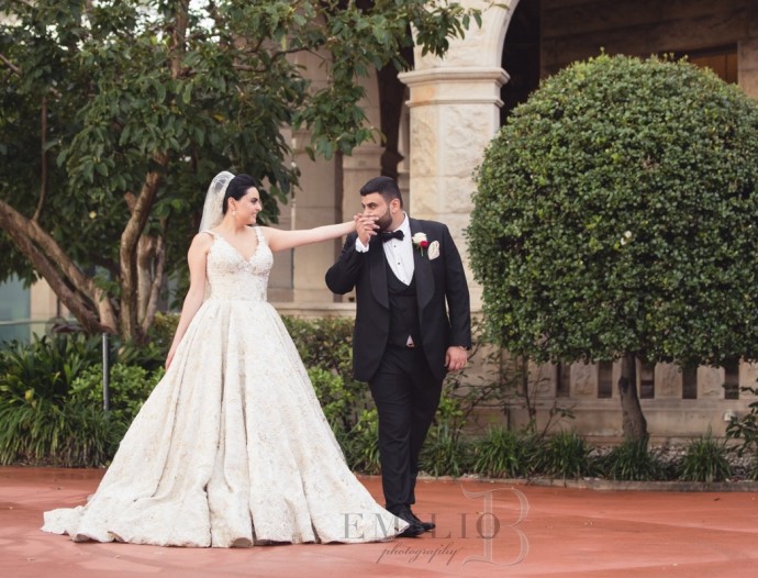 Azzaria Bridal Couture Used Wedding Dress Save 58% - Stillwhite