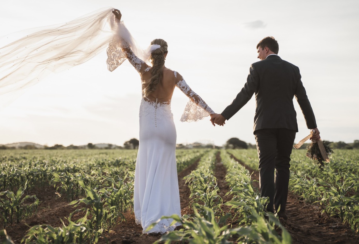 Jolache Couture Used Wedding Dress - Stillwhite