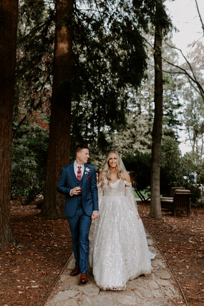 Hayley Paige Marsden Long Sleeve Wedding Dress Save 32% - Stillwhite