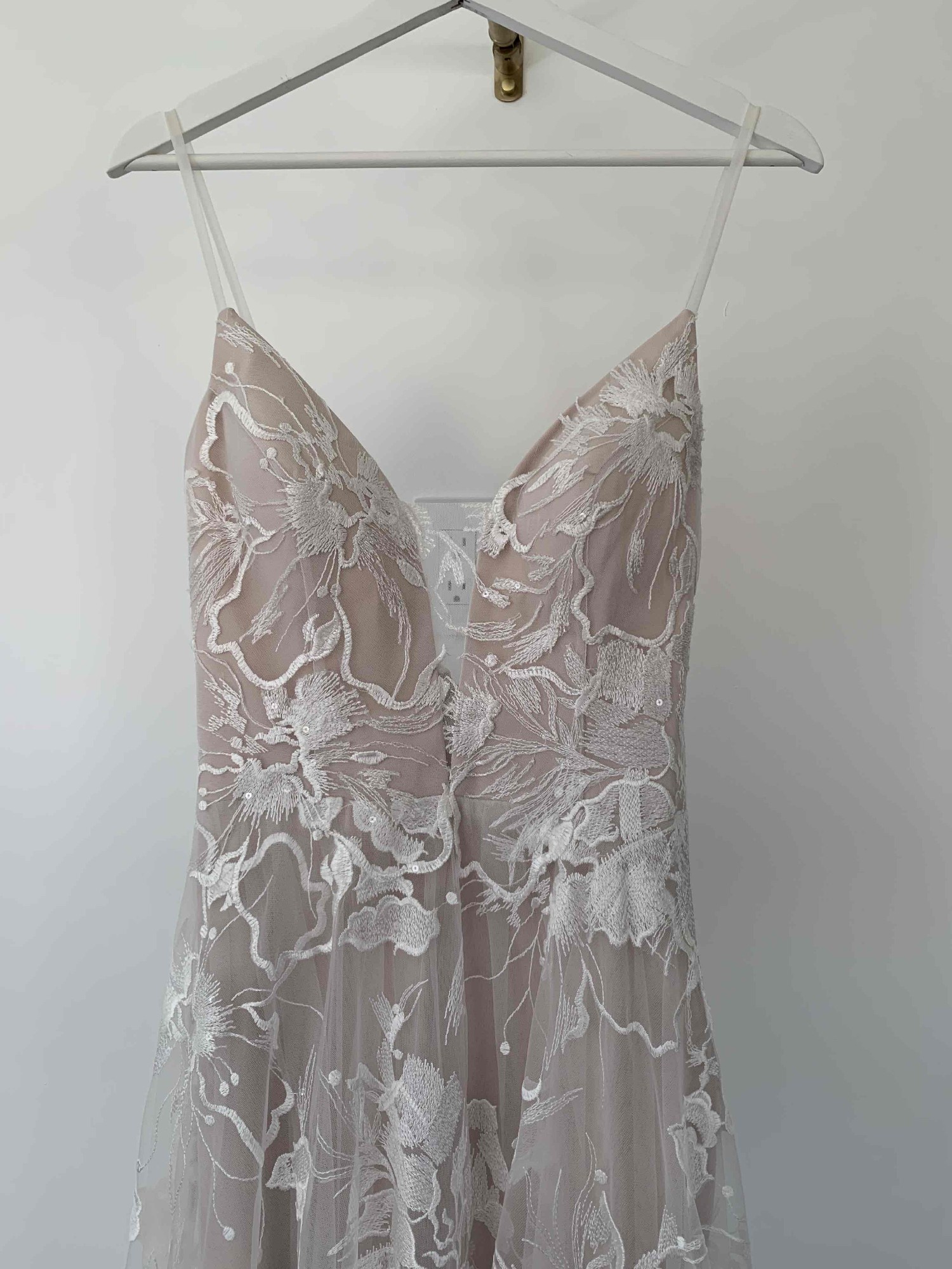 Madi Lane Easton Sample Wedding Dress - Stillwhite