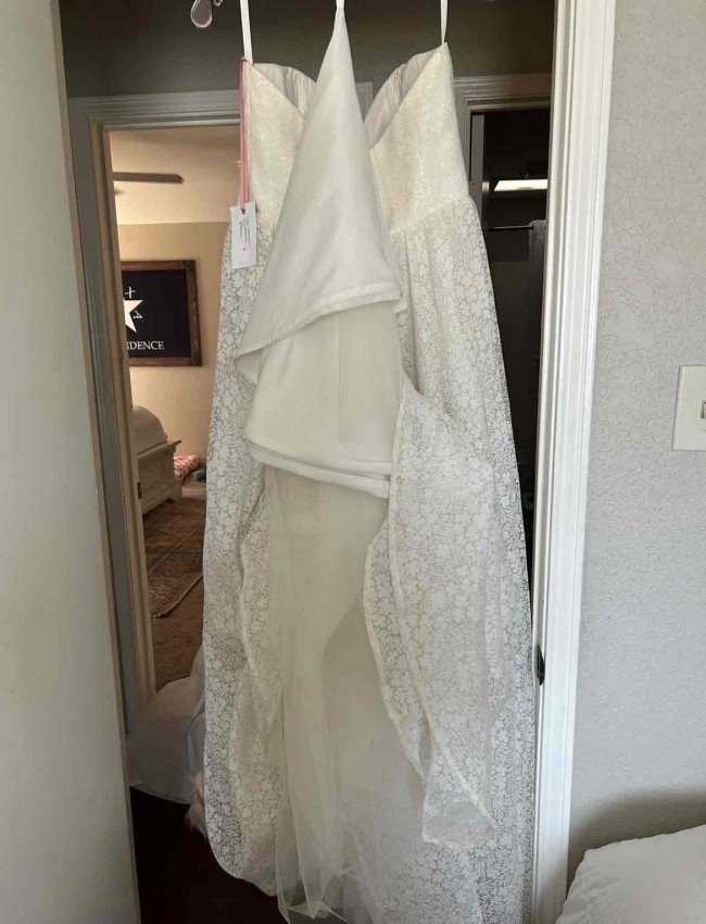 Lis Simon Justina Wedding Dress Save 55% - Stillwhite