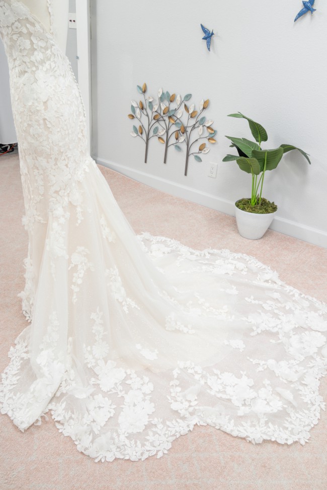 Maggie Sottero, Hayden Sample Wedding Dress Save 69% - Stillwhite
