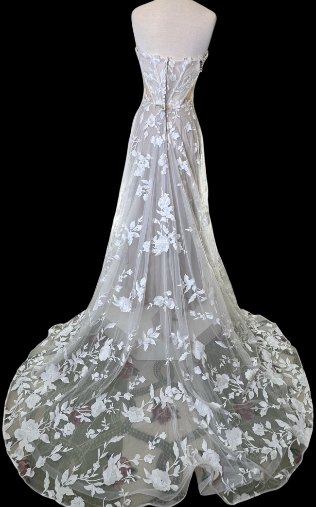 Maggie Sottero, Natalie (A-line) New Wedding Dress Save 32% - Stillwhite