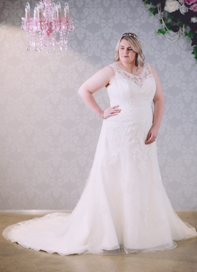 Donna Rae New Wedding Dress Save 36% - Stillwhite