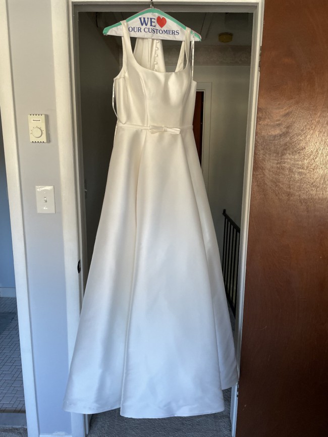 Stella York 7501 Wedding Dress Save 25% - Stillwhite