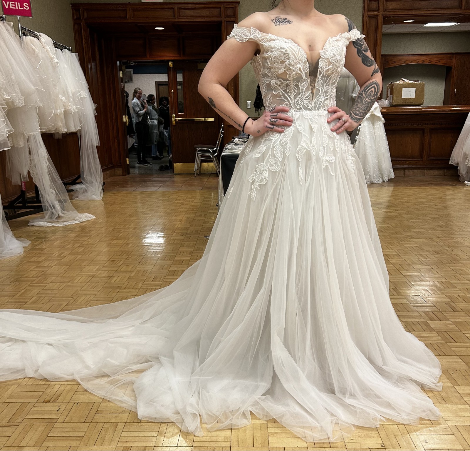 Calla Blanche, #LA21224 New Wedding Dress Save 35% - Stillwhite