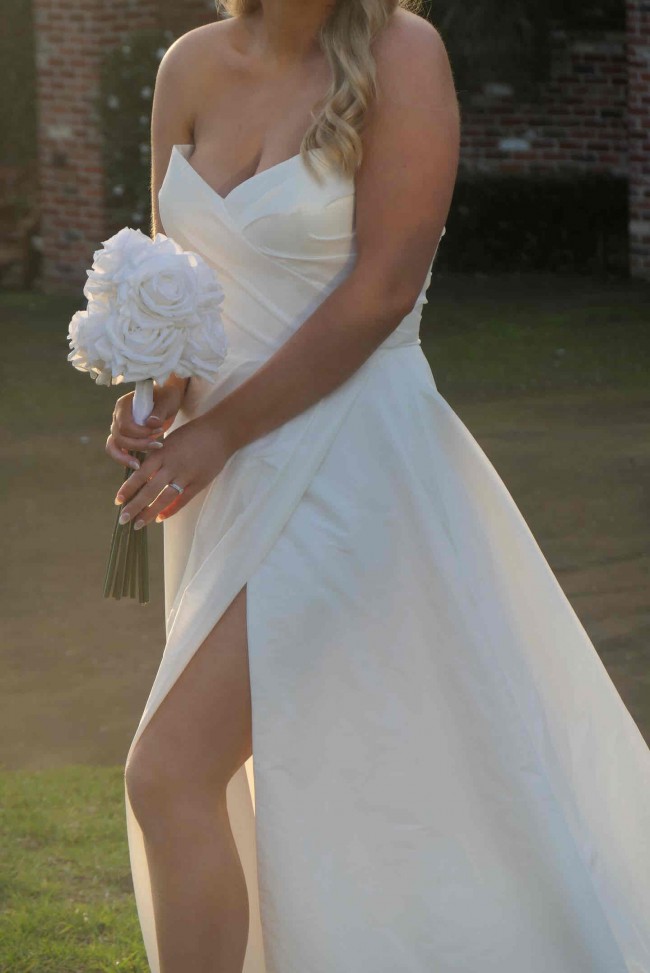 KYHA, Altered Chosen by Kyha - Teddi Gown Wedding Dress Save 91% ...