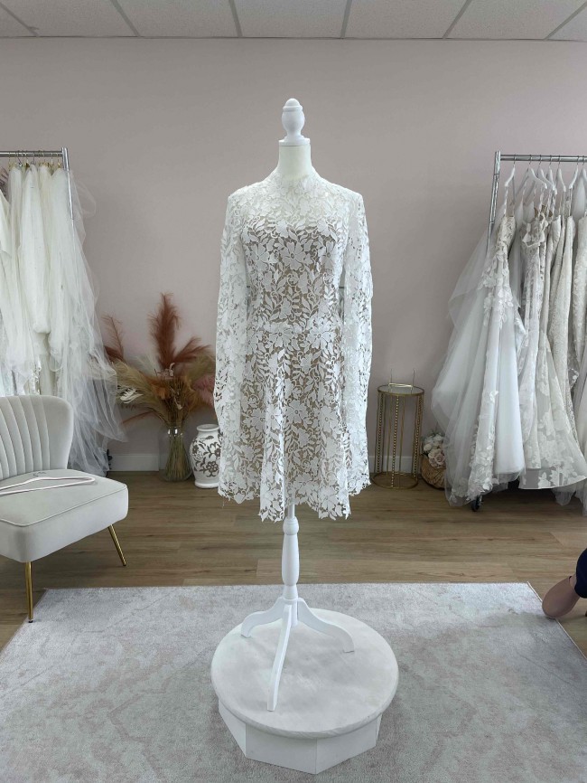 Angela And Alison Wedding Dress Save 83% - Stillwhite