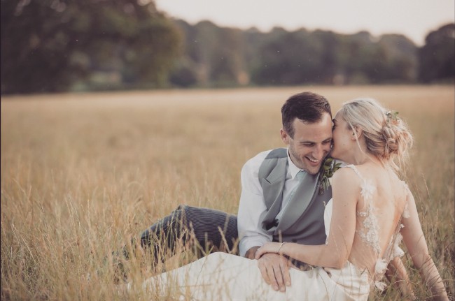 Sassi Holford Nadia Used Wedding Dress Save 65% - Stillwhite