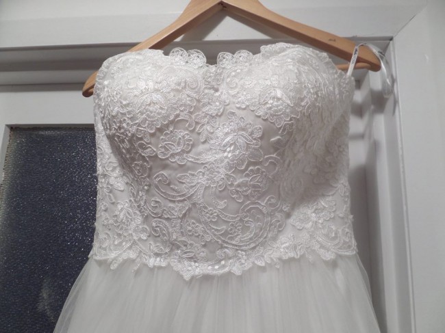 Stella York Bonnie/Fallon Used Wedding Dress Save 75% - Stillwhite