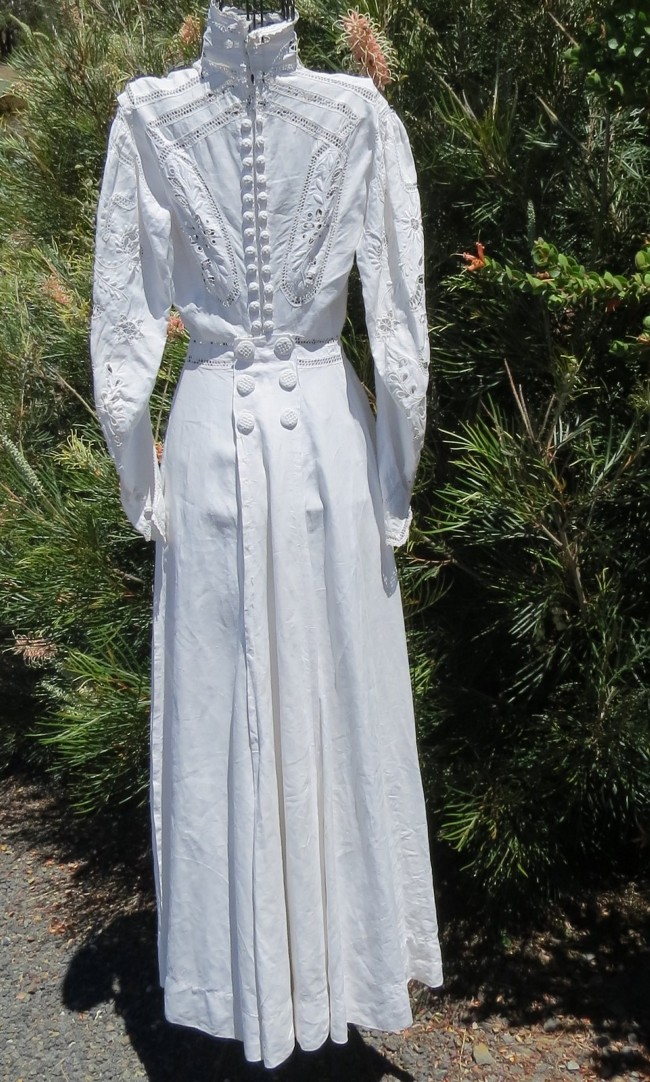 Ballgown Edwardian TV 22 Wedding Dress - Stillwhite