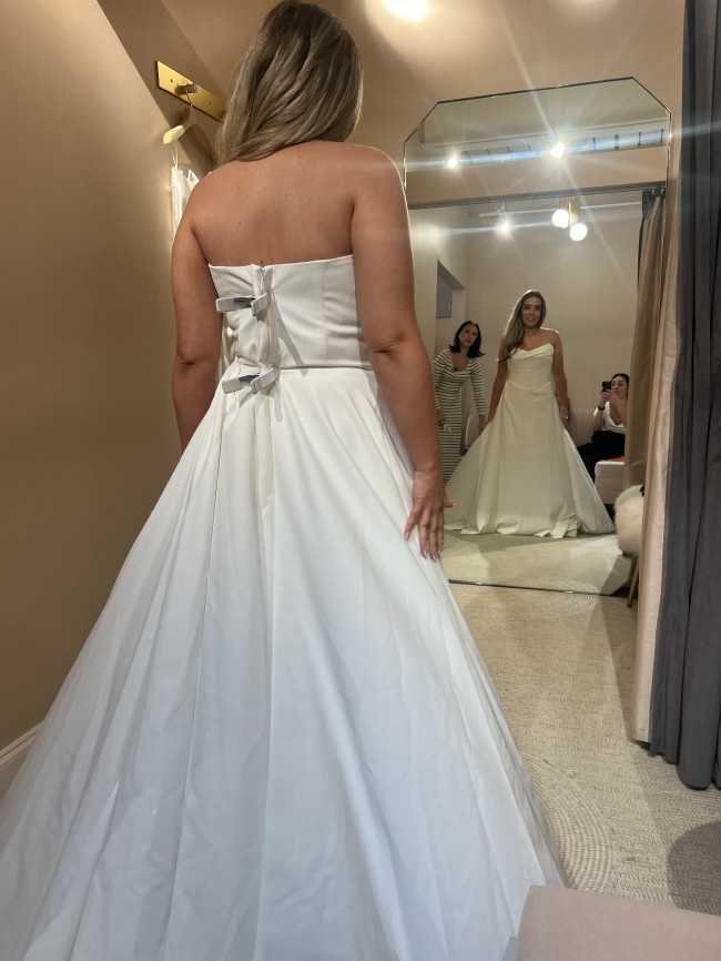 Sarah Seven, Whisper New Wedding Dress Save 36% - Stillwhite