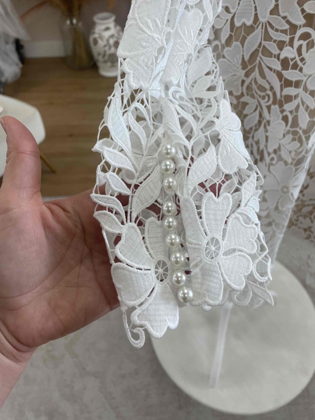 Angela And Alison Wedding Dress Save 83% - Stillwhite